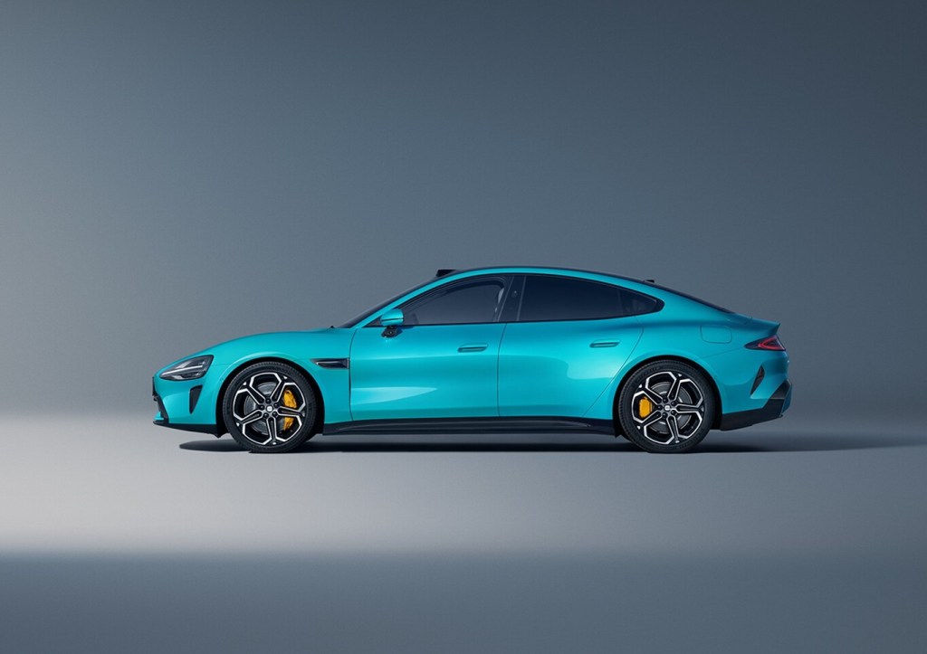 Xiaomi SU7: La marca de celulares presentó su primer automóvil eléctrico (y estas son sus ...